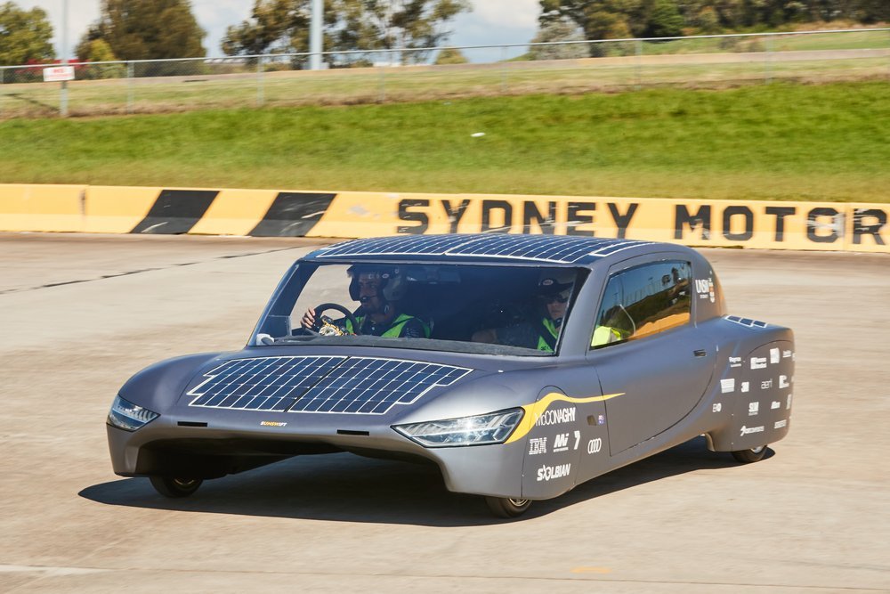 World's First Solar Car that travels 1,000km on a Single Charge