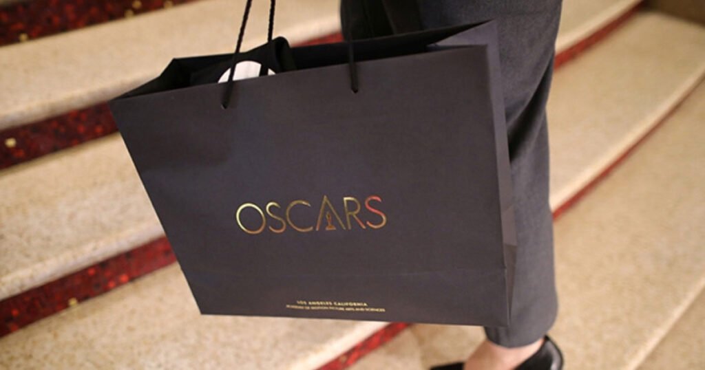 10 Interesting Facts on Oscar Award: Why is it worth only $1?