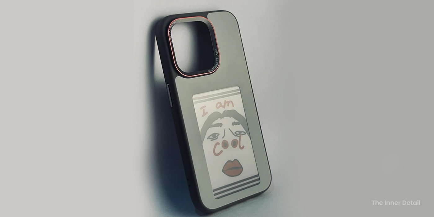 This ₹5,990 iPhone Smart Cover has a Screen to display your Pictures